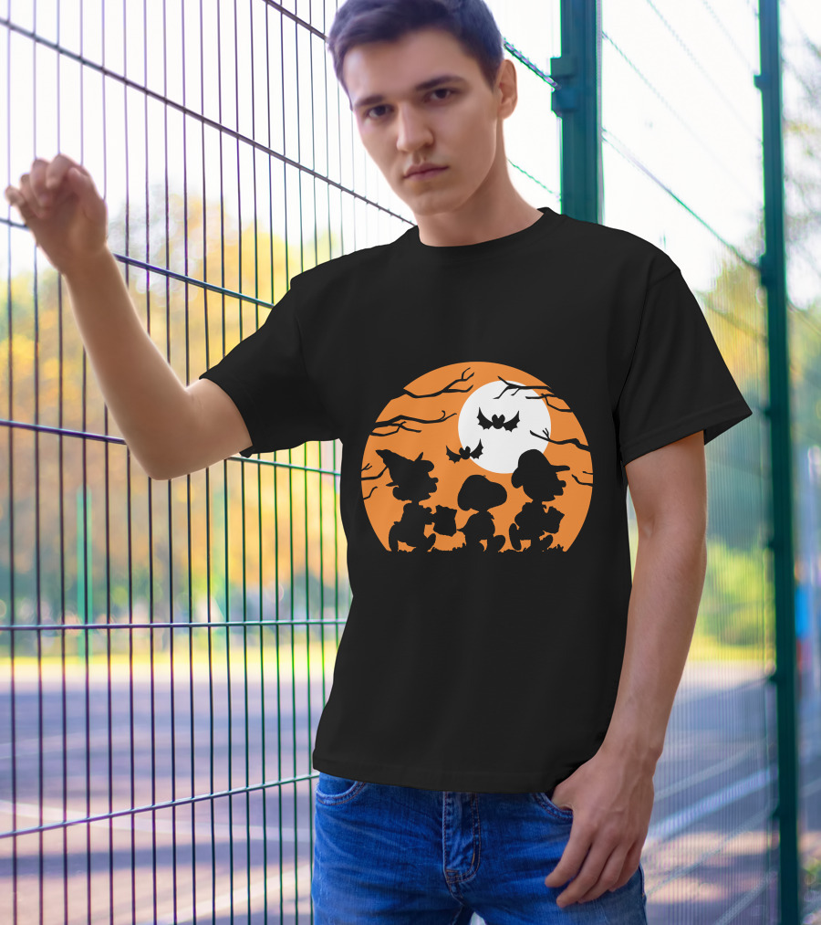 Peanuts Halloween Trick Or Treat Moonlit Bats T-Shirt