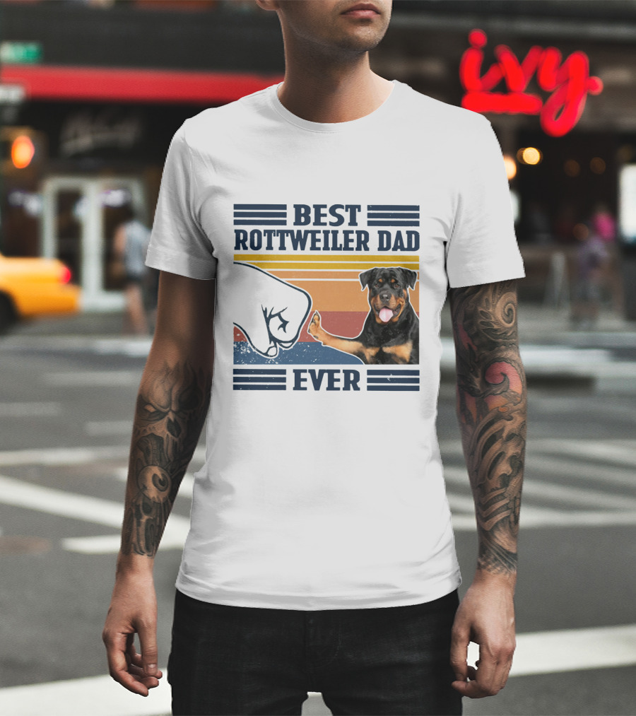 Best Rottweiler Dad Ever Vintage Fist Bump Stripes T-Shirt