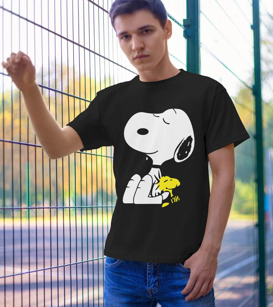 Snoopy Sleep In Peace With Woodstock Sleeping In Black And White Peanuts Comic T-Shirt