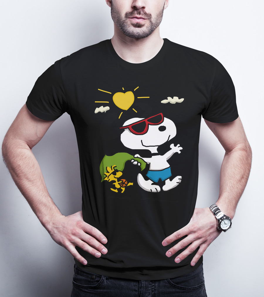 Snoopy And Woodstock Summer Fun Sun Heart Sunglasses T-Shirt