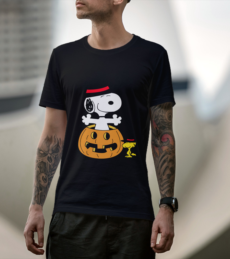 Snoopy Woodstock Halloween Pumpkin Witch Hat T-Shirt