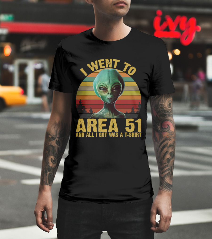 I Went To Area 51 And All I Got Was A T-Shirt With Funny Alien Retro Sunset T-Shirt