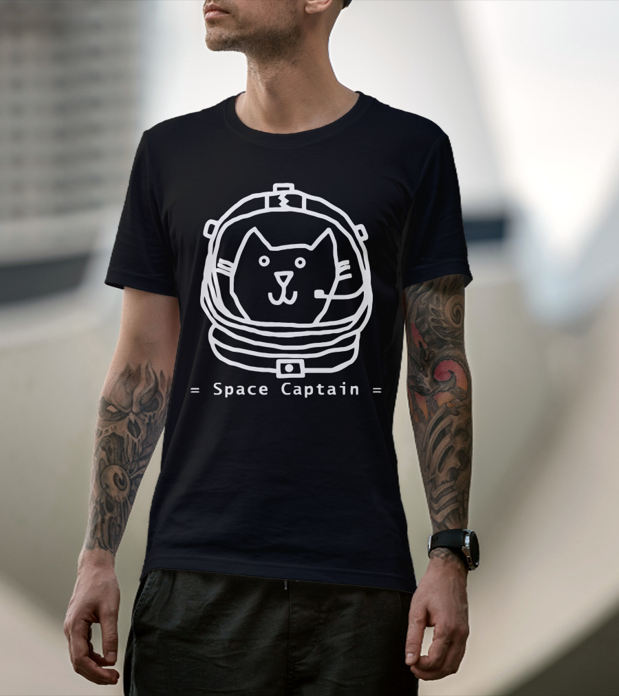Space Captain Cat In Spacesuit T-Shirt