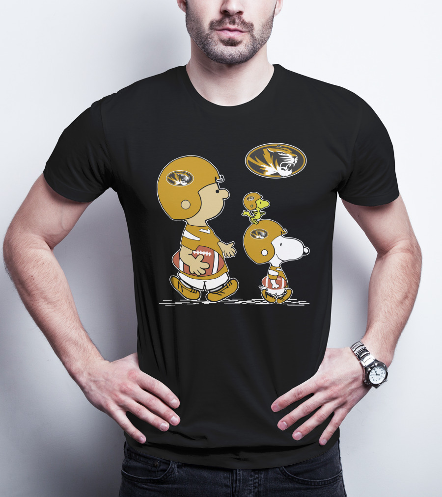 Charlie Brown And Snoopy Missouri Tigers Football Helmet T-Shirt