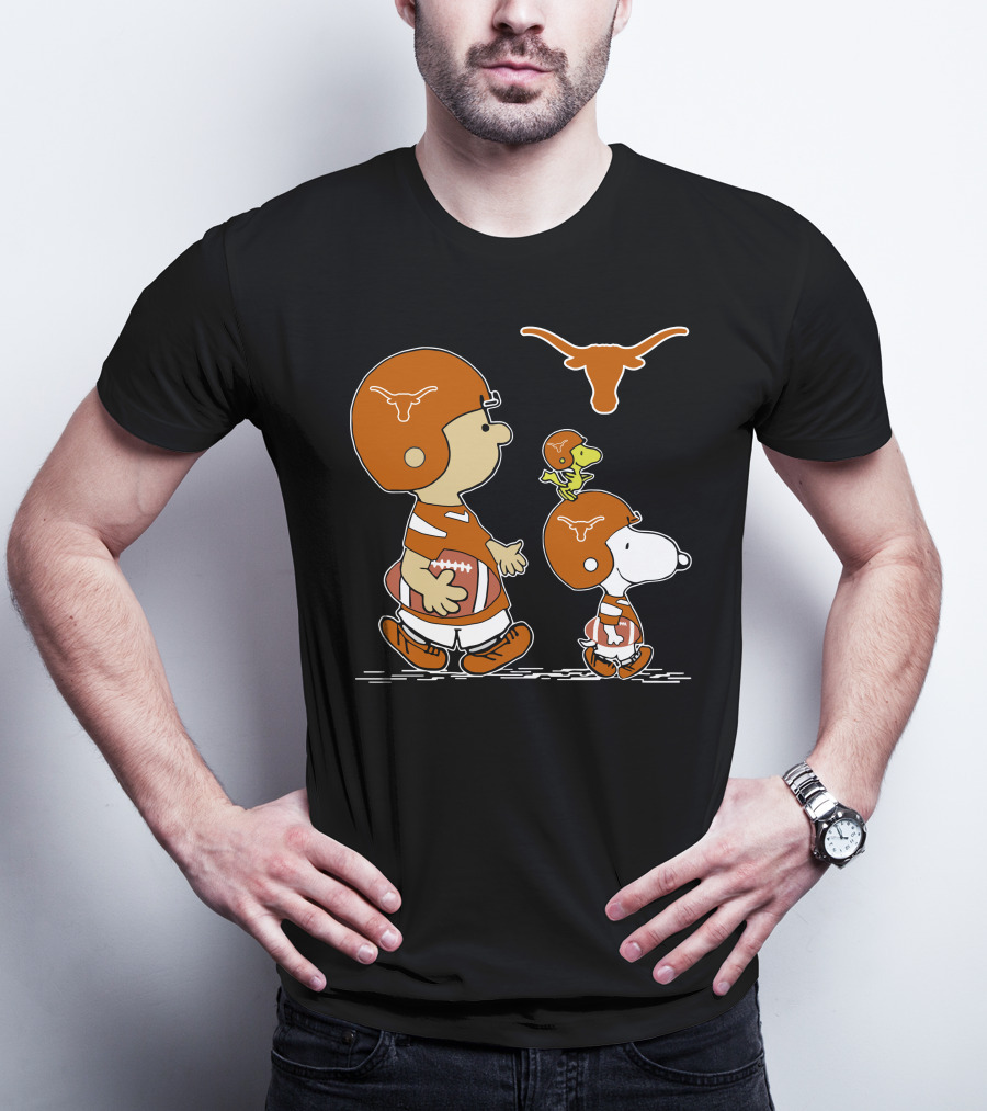 Texas Longhorns Football Peanuts Characters Helmet T-Shirt