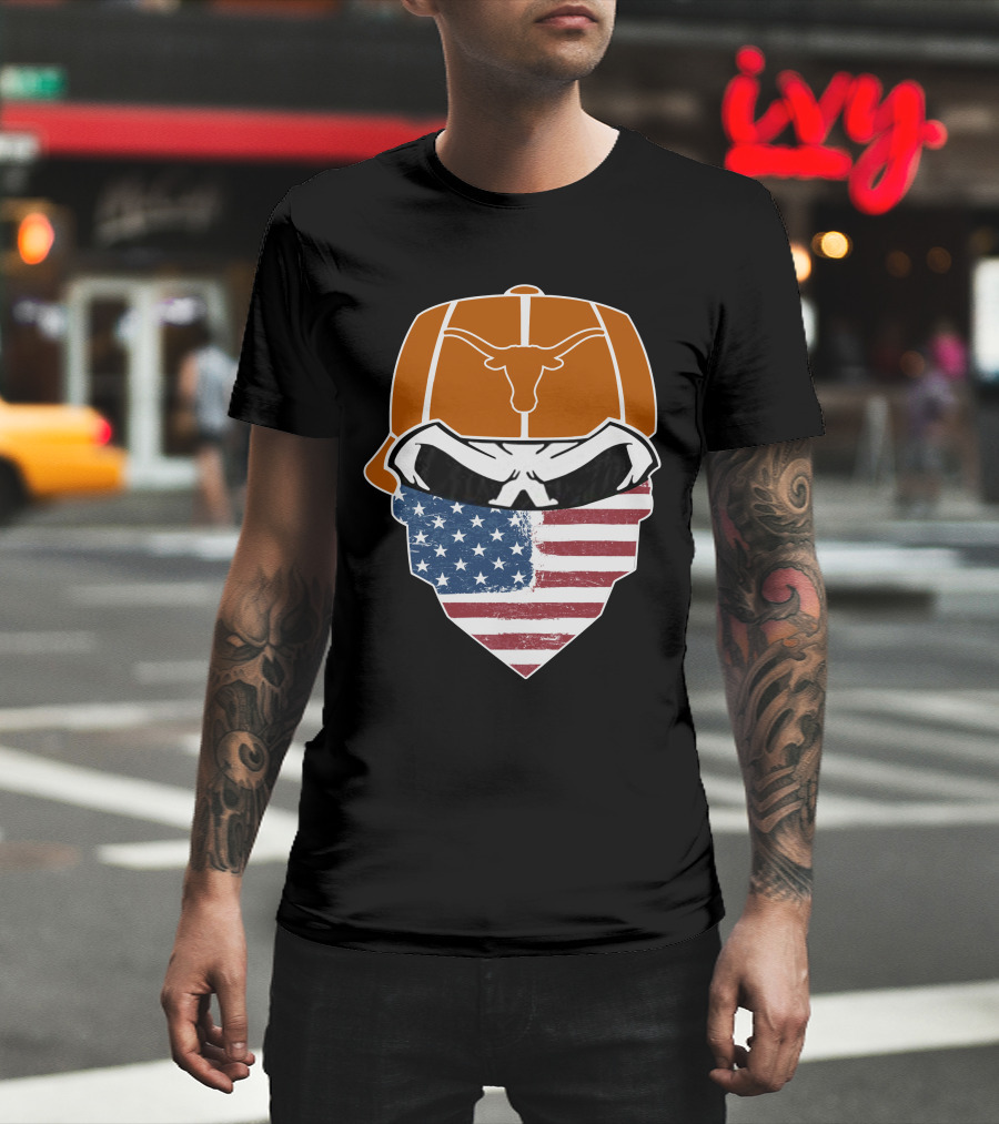 Texas Longhorns Skuls American Flag Bandana T-Shirt