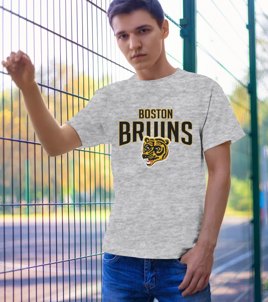 Boston Bruins Classic Vintage Logo Longsleeve T-Shirt