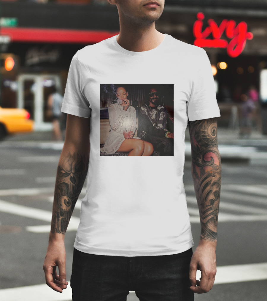 Rihanna Snoop Dogg Fenty Smoky Moment T-Shirt