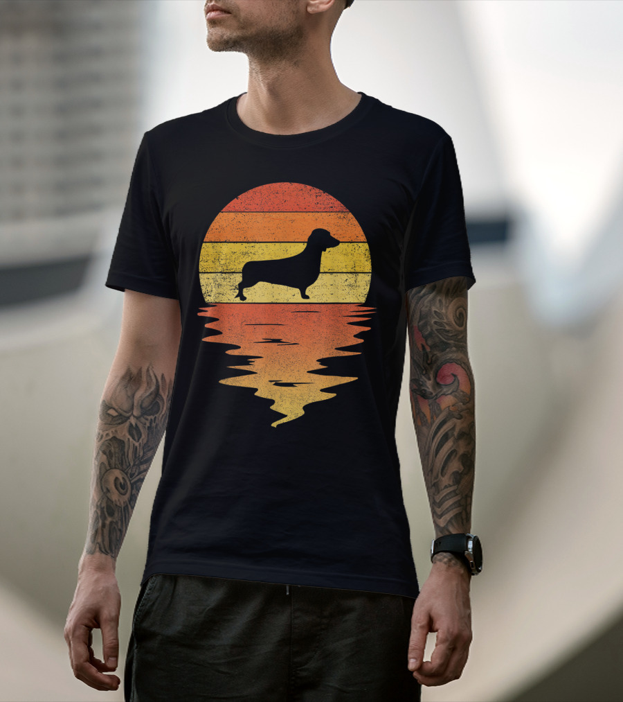 Dachshund Silhouette 70s Vintage Sunset T-Shirt