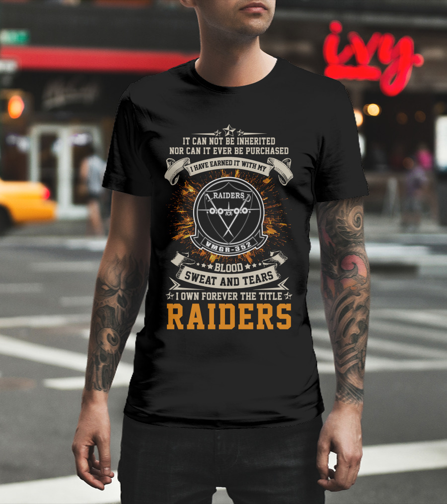 Vmgr-352 Raiders Blood Sweat And Tears Victory Banner T-Shirt