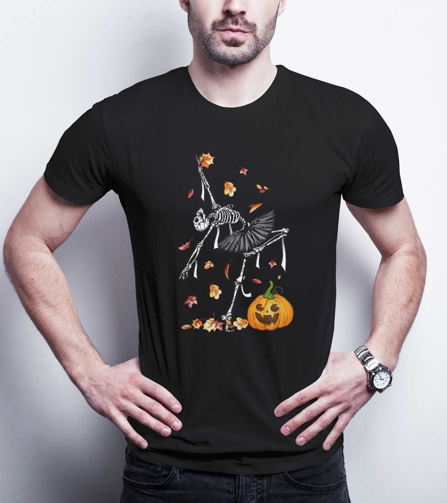 Ballet Dancer Ballerina Skeleton With Jack-O'-Lantern Halloween Fall Leaves T-Shirt