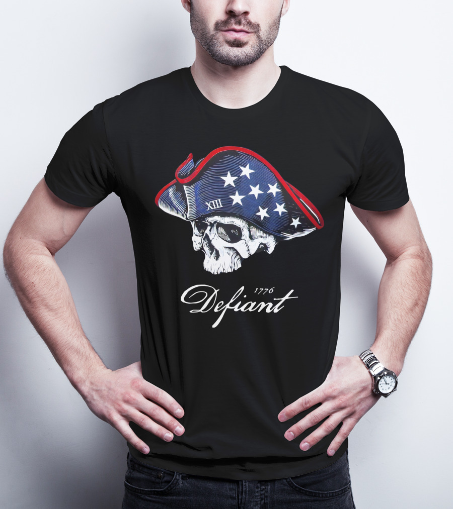 Defiant 1776 XIII Skull With Patriot Tricorn Hat Men's Fashion 3XL T-Shirt