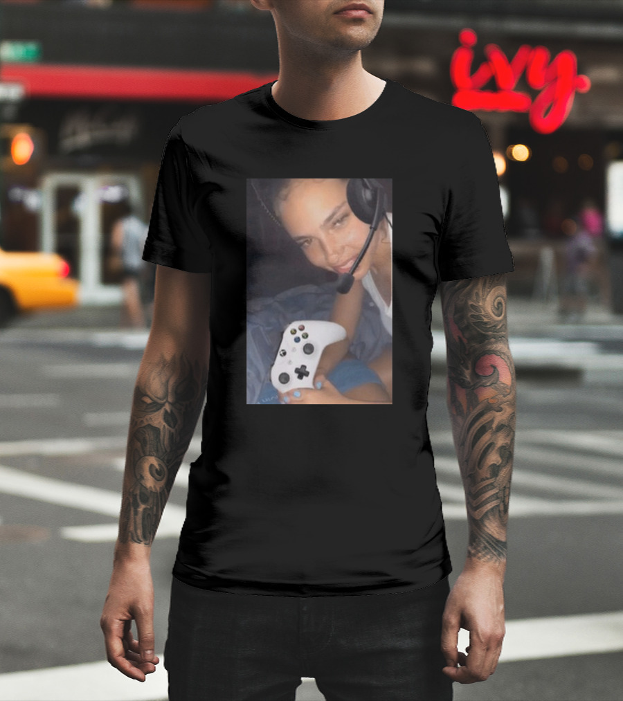 Ash Kaashh Merch Gamer Headset Controller T-Shirt