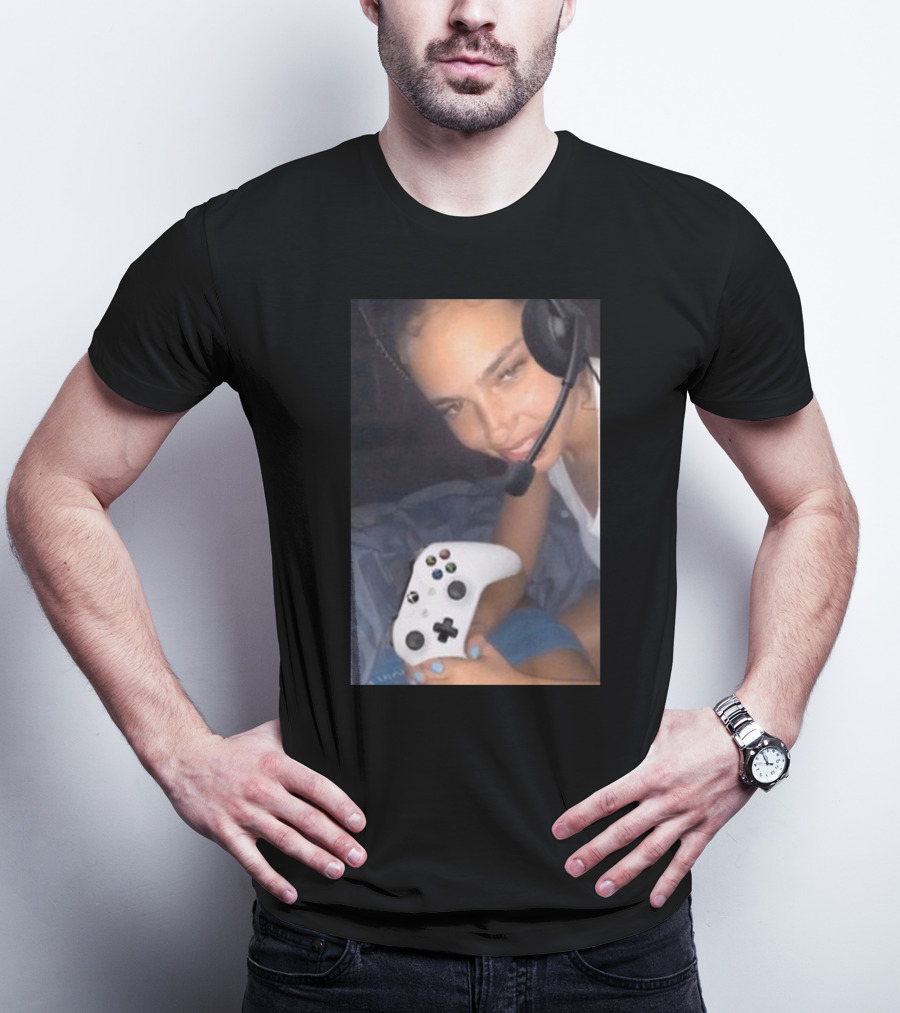 Ash Kaashh Merch Gamer Headset Controller T-Shirt