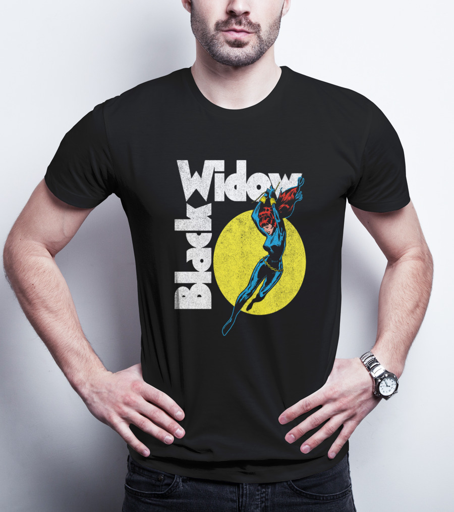 Black Widow Marvel Comic Circle Retro Heroic Pose T-Shirt