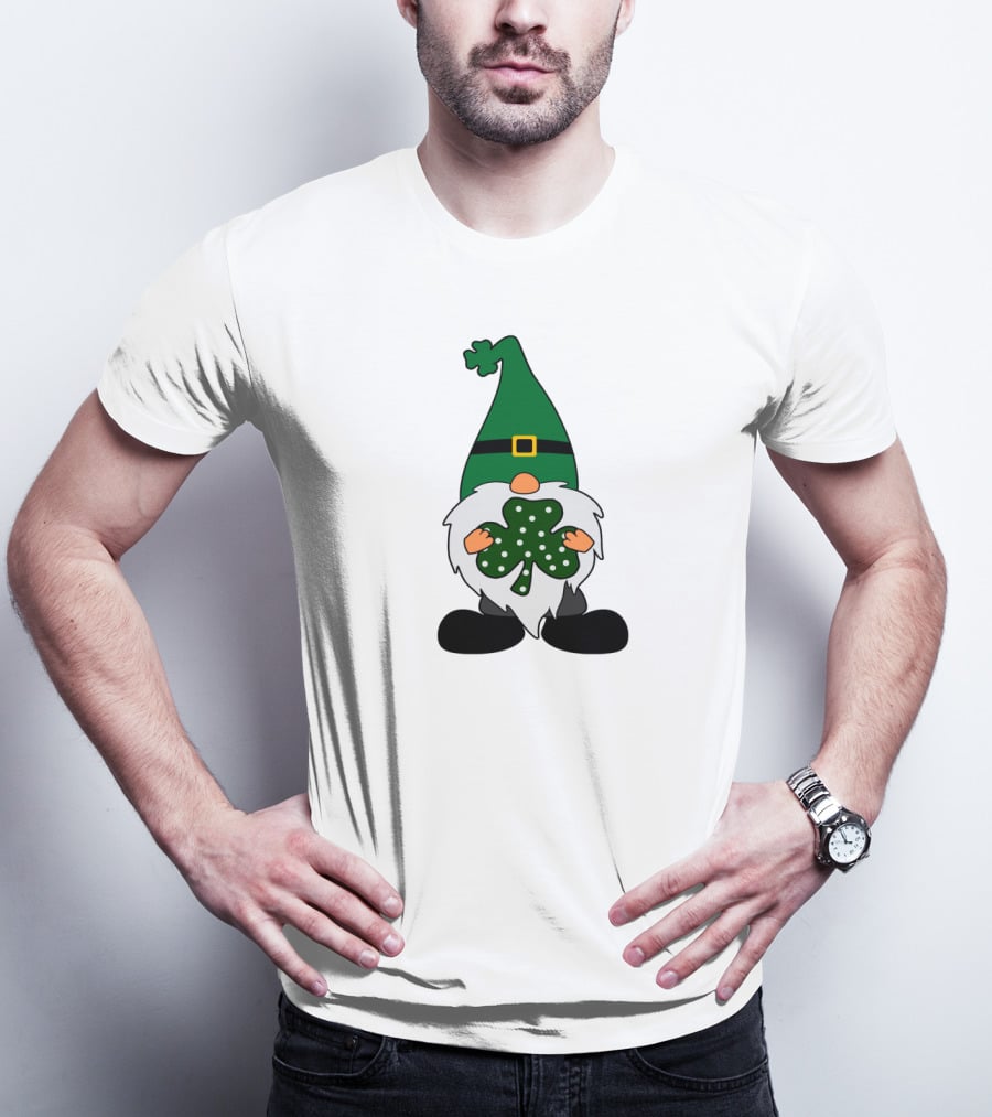 St Patricks Day Gnome With Shamrock In Green Hat T-Shirt
