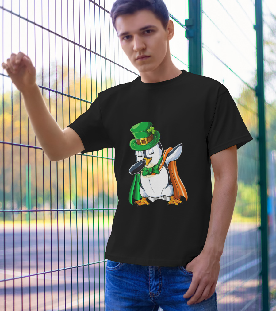 Penguin Dabbing Leprechaun Hat Irish Flag Cape T-Shirt