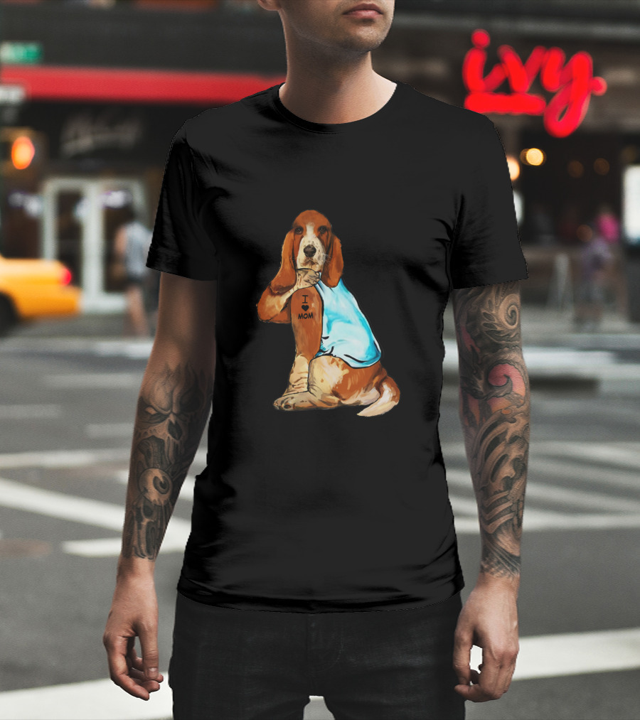 Basset Hound I Love Mom Tattoo Sitting T-Shirt