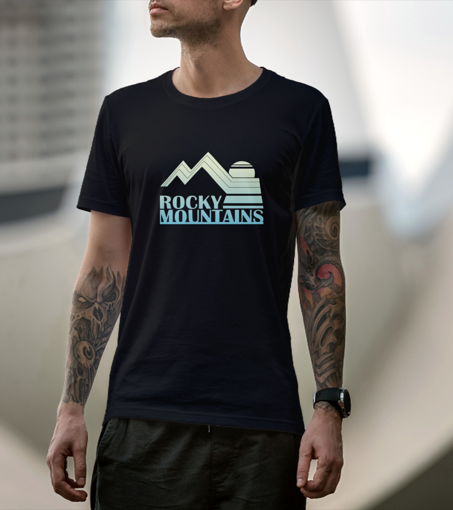 ROCKY MOUNTAINS Retro Sunset Logo Iconic Mountainscape T-Shirt