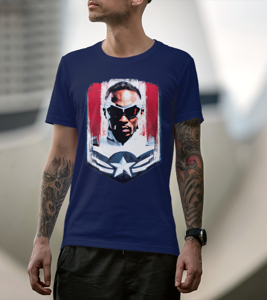 Marvel Captain America Sam Wilson Falcon Soldier Iconic Shield T-Shirt