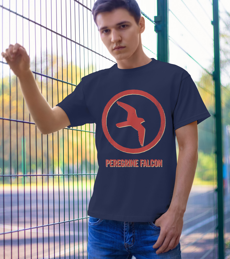 Peregrine Falcon Lover Vintage Style Animal Emblem T-Shirt