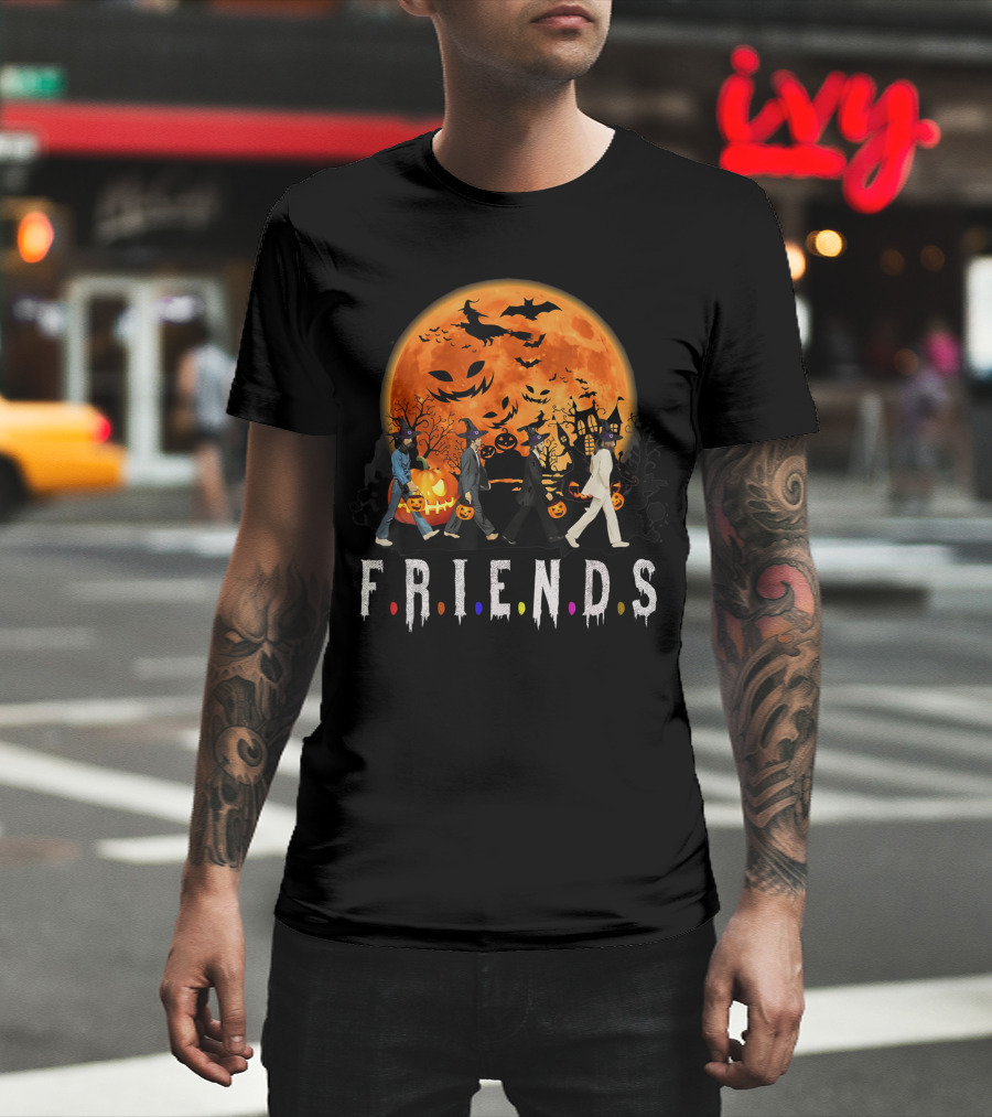 FRIENDS Funnycharacters Halloween Moon Trick Or Treat T-Shirt