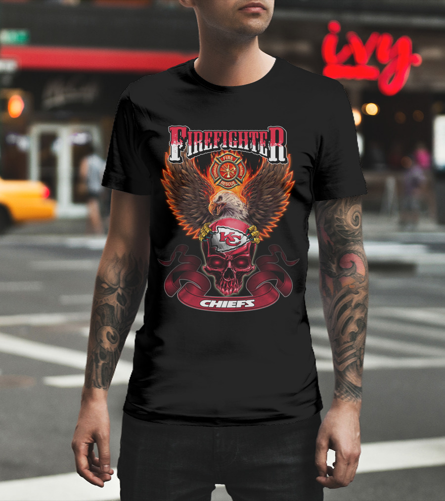 Firefighter Fire Rescue Kansas City Chiefs Chiefs Eagle Skull T-Shirt