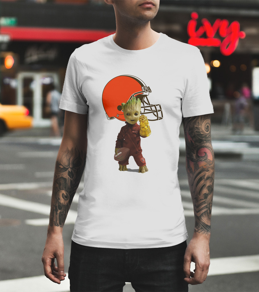 Cleveland Browns Football Groot And Infinity Gauntlet T-Shirt