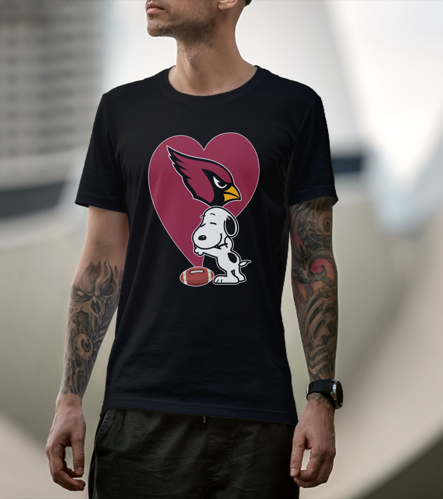 Arizona Cardinals Snoopy Hug Football Heart T-Shirt