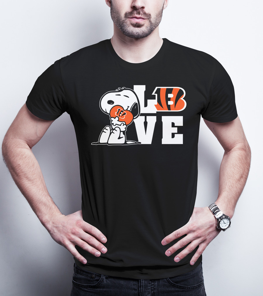 Snoopy Cincinnati Bengals Love T-Shirt