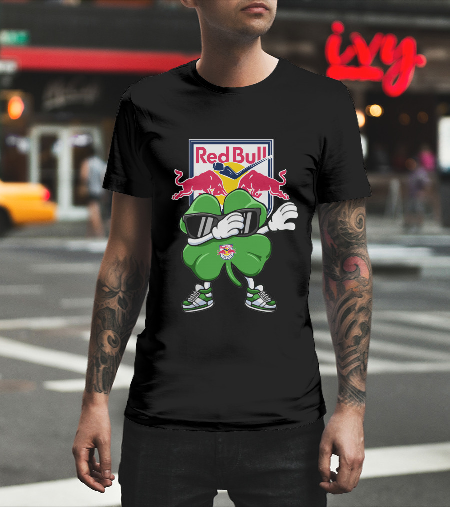 EHC Red Bull München Clover Hockey Dab T-Shirt