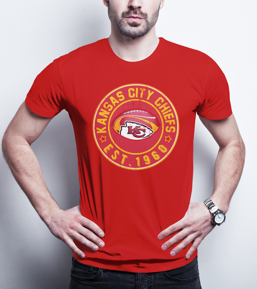 Kansas City Chiefs Est. 1960 Red Distressed Logo Vintage Football Badge T-Shirt