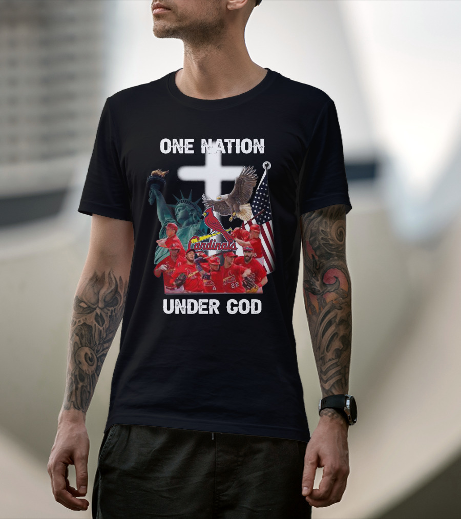 St Louis Cardinals One Nation Under God Liberty Statue Eagle Flag T-Shirt