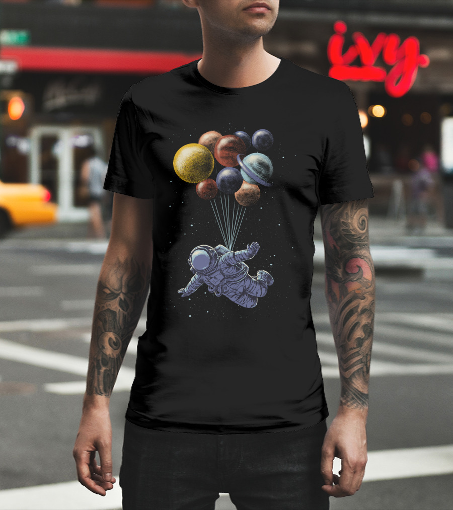 Space Travel Astronaut With Planet Balloons T-Shirt