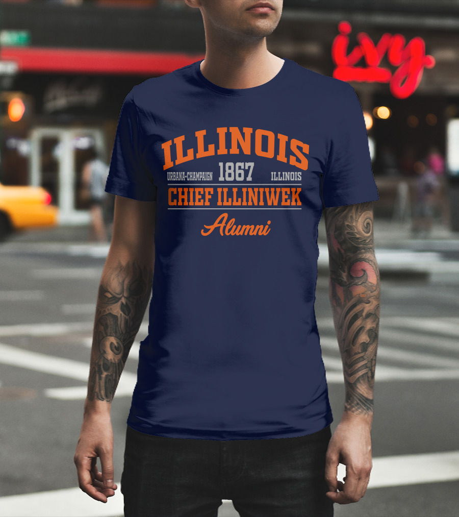 ILLINOIS URBANA-CHAMPAIGN 1867 CHIEF ILLINIWEK ALUMNI T-Shirt