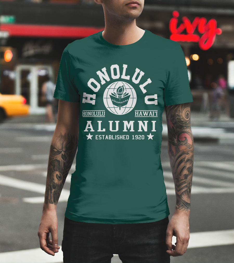 Honolulu Hawai'i Alumni Mālamalama Established 1920 T-Shirt