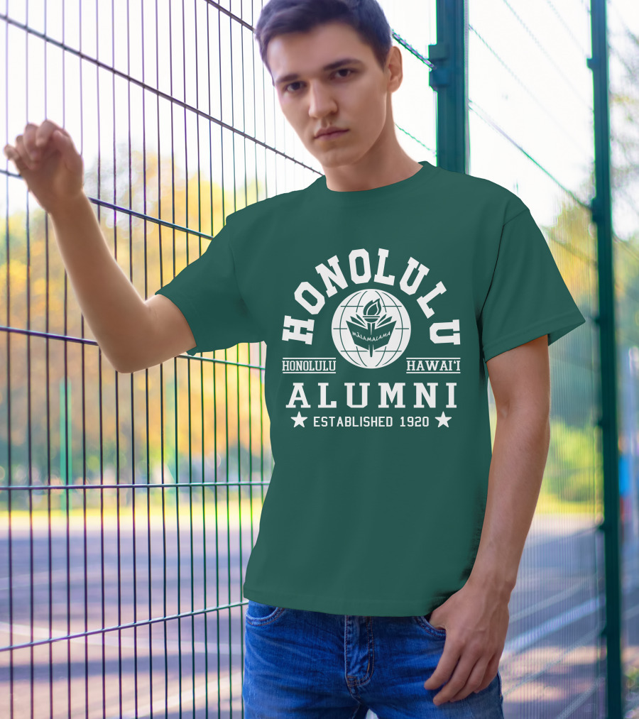 Honolulu Hawai'i Alumni Mālamalama Established 1920 T-Shirt