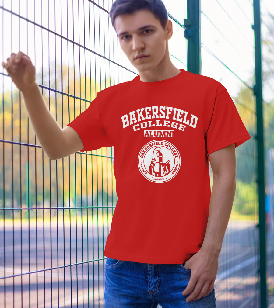 Bakersfield College Alumni Founded 1913 Logo Badge T-Shirt