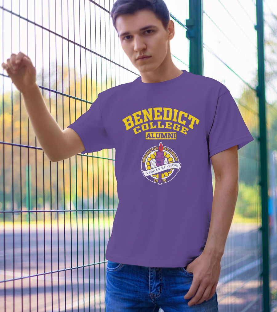BENEDICT COLLEGE ALUMNI VERITAS ET VIRTUS 1870 T-Shirt