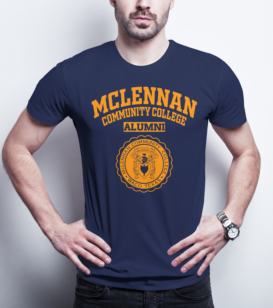 MCLENNAN COMMUNITY COLLEGE ALUMNI WACO TEXAS SEAL HOC MAJORUM VIRTUS T-Shirt