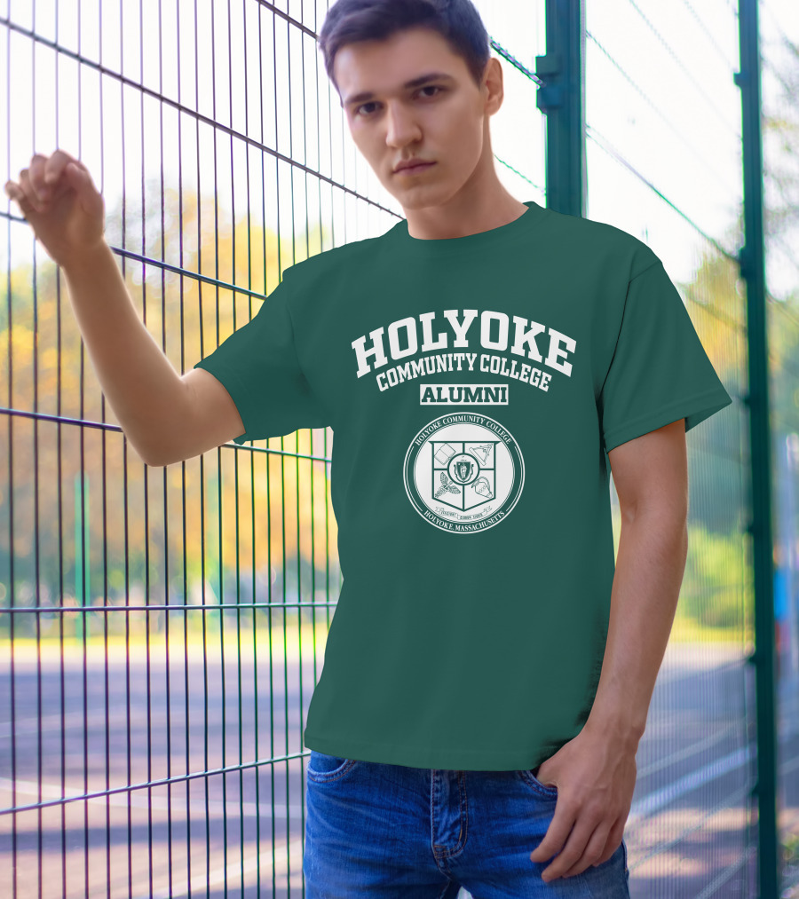 Holyoke Community College Alumni Holyoke Massachusetts Seal T-Shirt