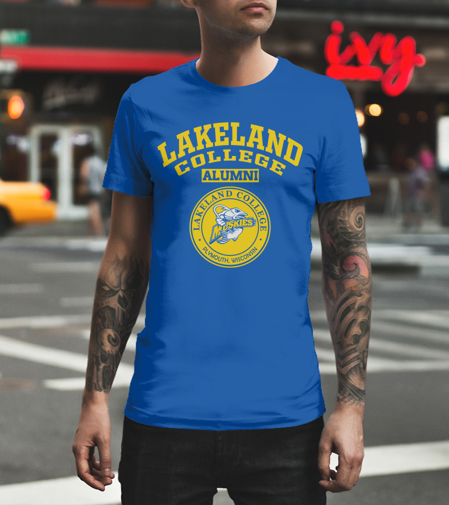 Lakeland College Alumni Muskie Plymouth Wisconsin T-Shirt