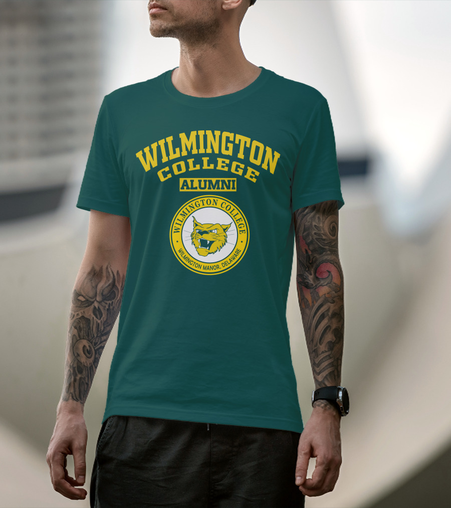 Wilmington College Alumni Wilmington Manor Delaware Wildcats T-Shirt