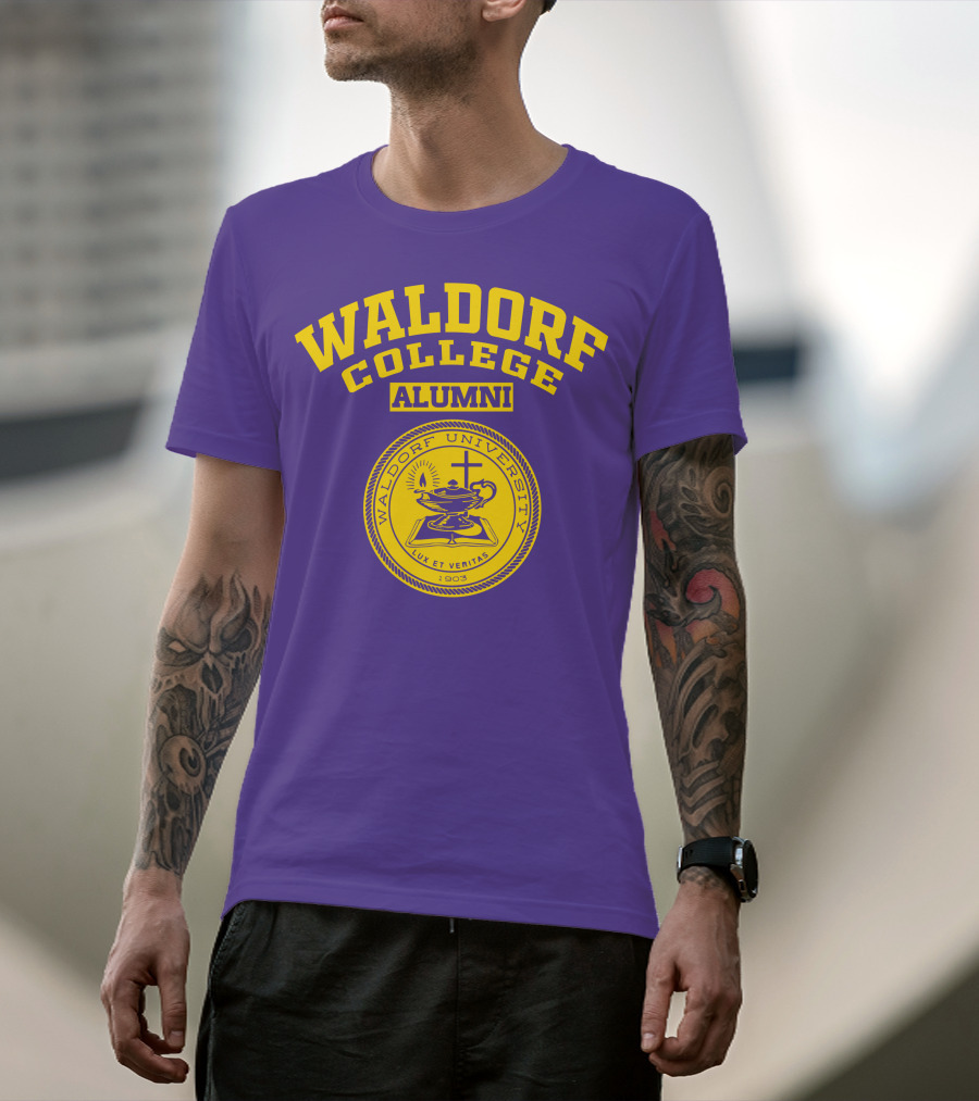 Waldorf College Alumni Waldorf University Lux Et Veritas 1903 T-Shirt