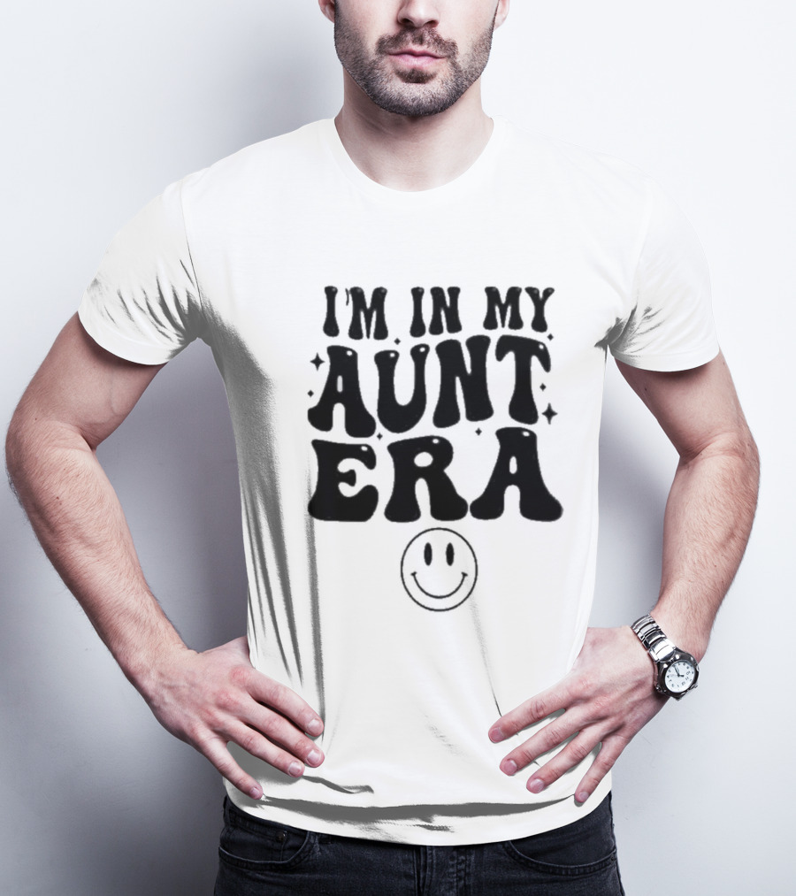 I’m In My Aunt Era Smiley Face Retro Vintage T-Shirt