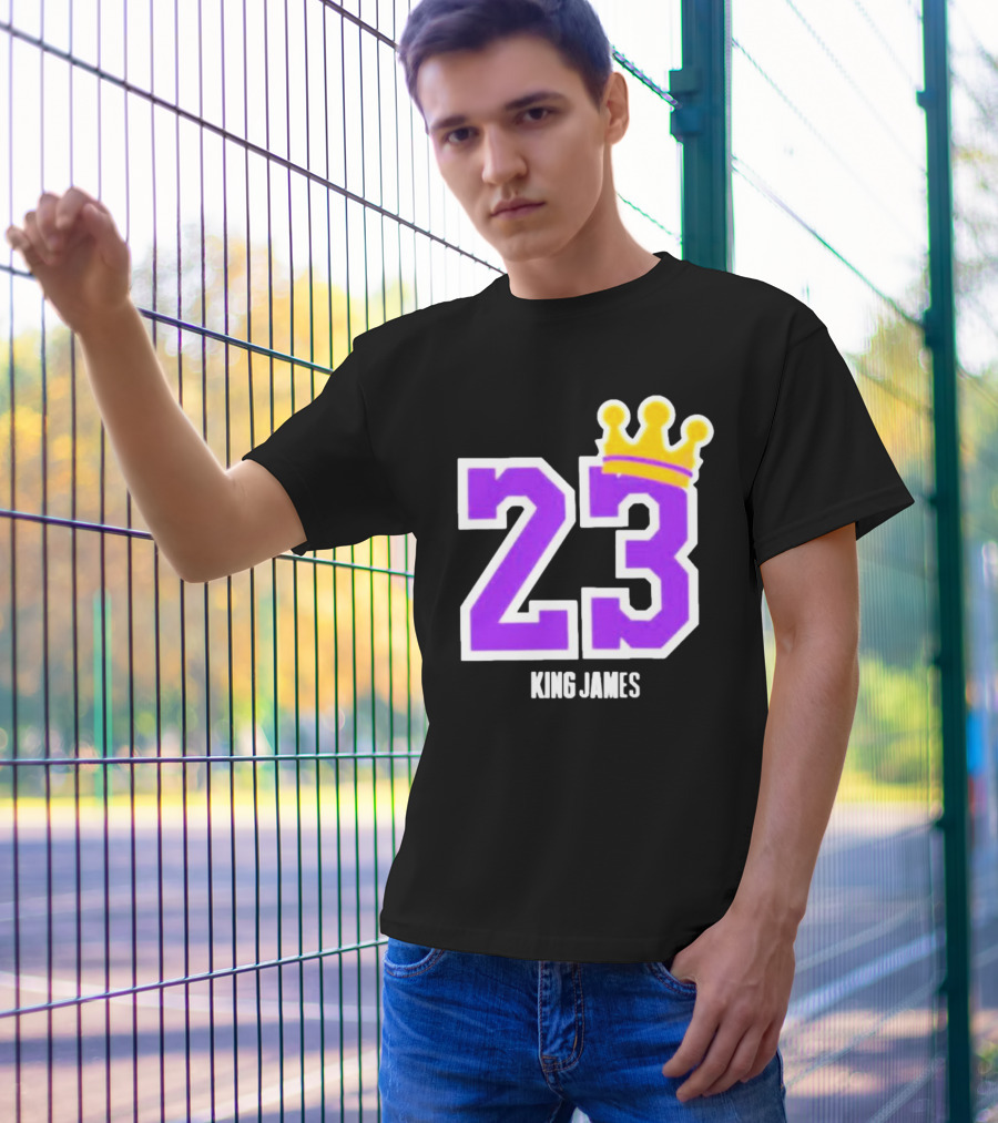 King Lebron James 23 Purple Crown La Lakers T-Shirt