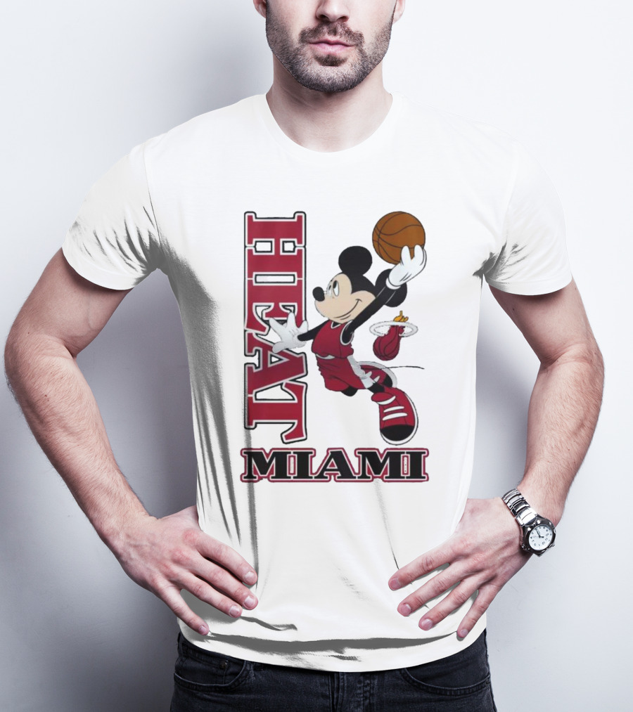 Mickey Mouse Miami Heat NBA Basketball Jumping Dunk T-Shirt