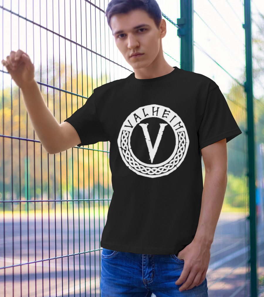 Valheim Emblem Celtic Knot Circle Badge T-Shirt