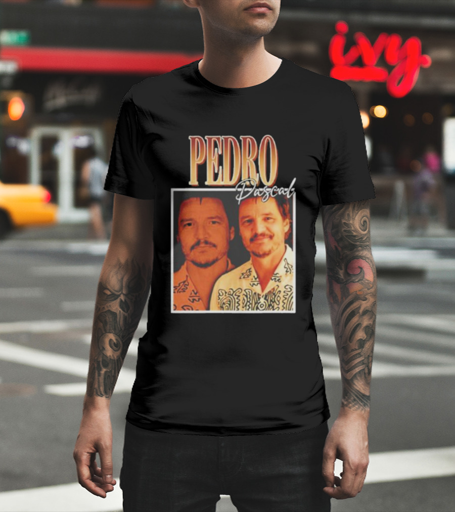 Pedro Pascal Retro 90s Style Vintage Portraits T-Shirt