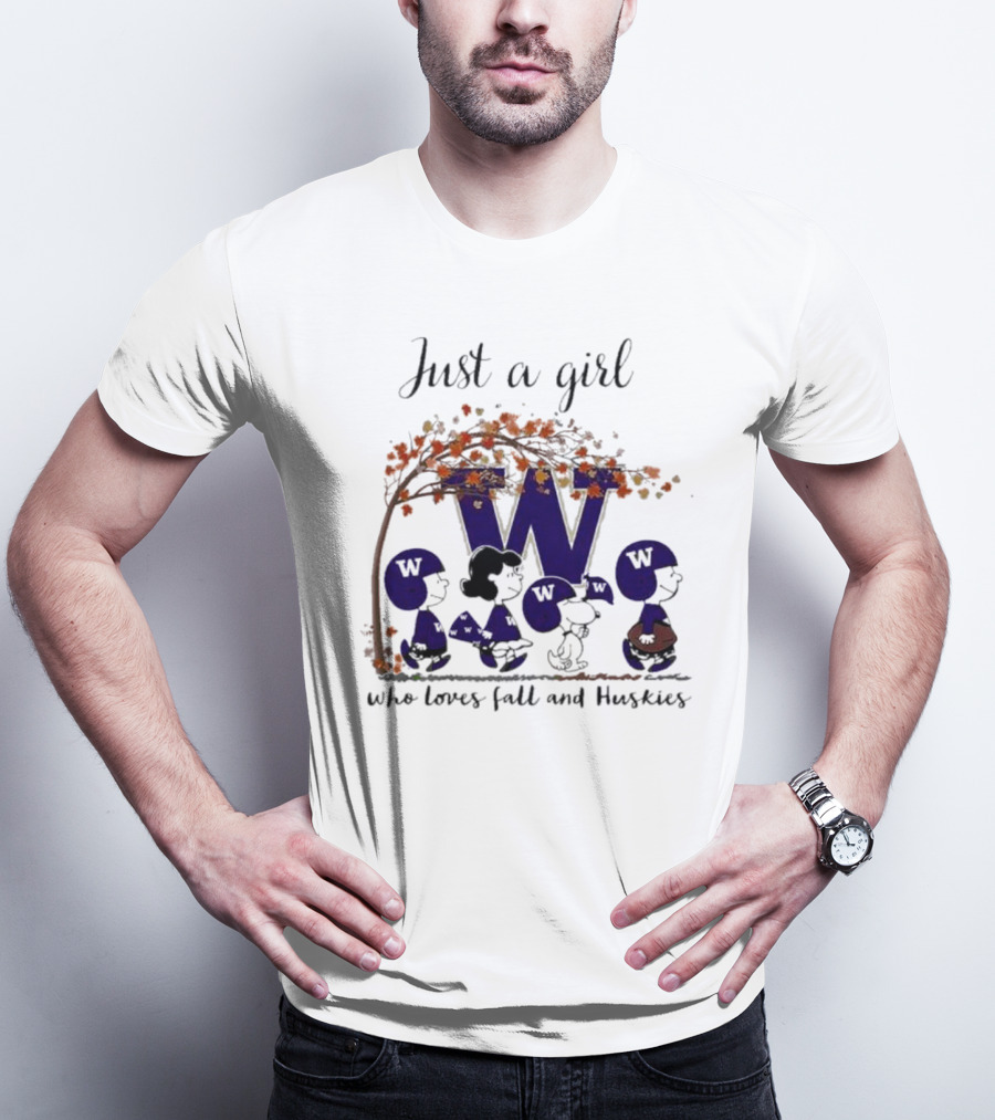 Just A Girl Who Loves Fall And Huskies Peanuts Football T-Shirt